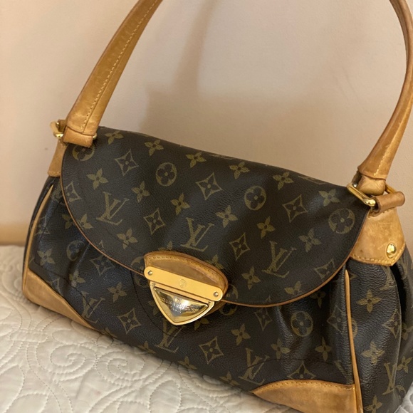Louis Vuitton | Bags | Authentic Louis Vuitton Discontinued Beverly ...